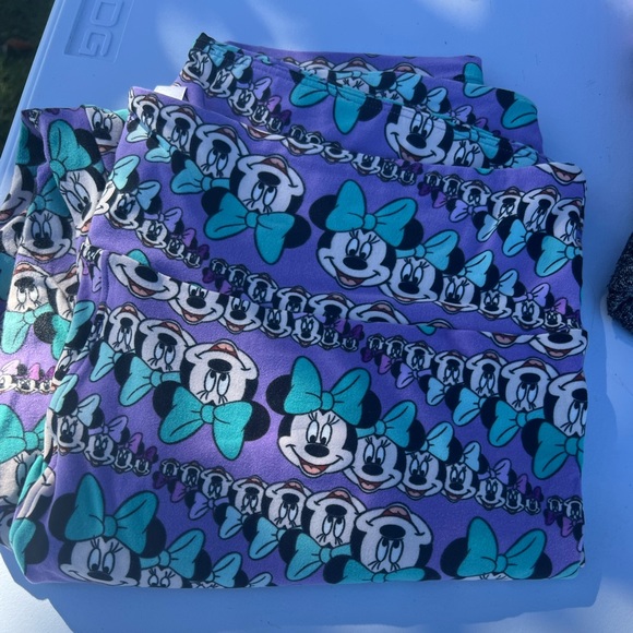 LuLaRoe | Other | Lula Roe Minniedisney Tc Leggings Only Worn Once At ...